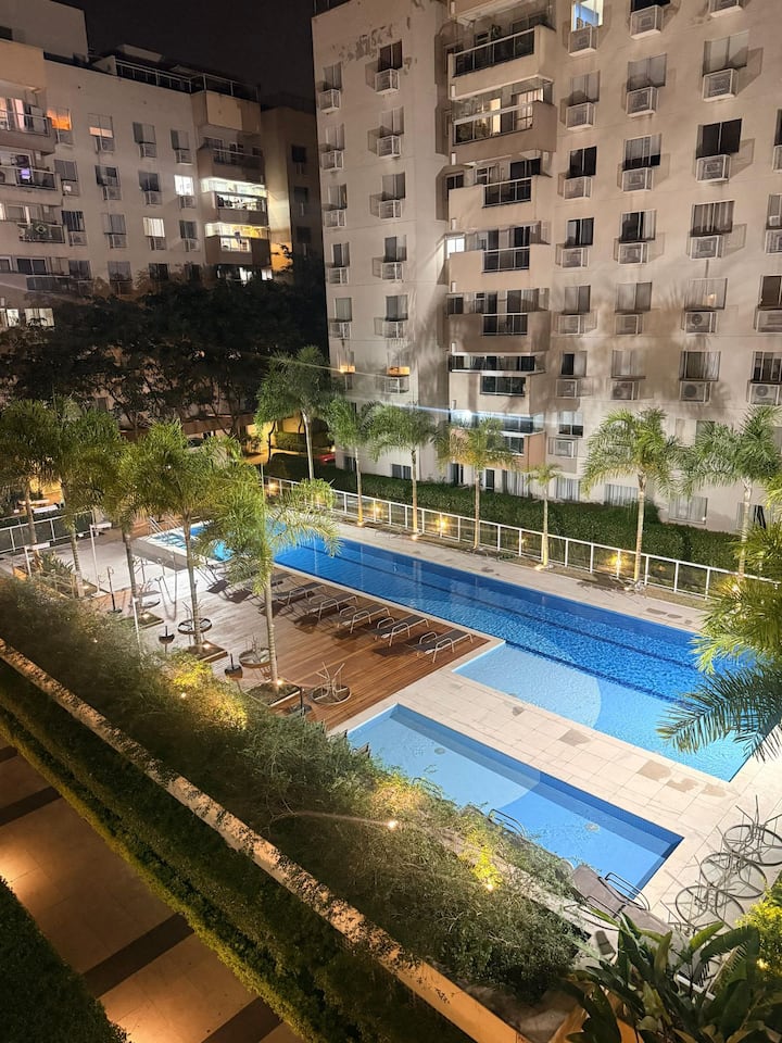 Apto Luxo Completo C Piscina Recreio  Rock In Rio - Recreio dos Bandeirantes