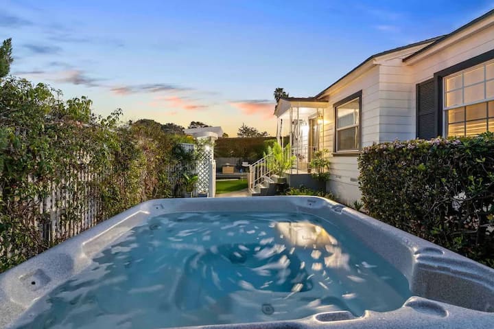 Pb Hot Tub Large Guesthouse W/ Minigolf Sleeps 16+ - Mission Bay, CA