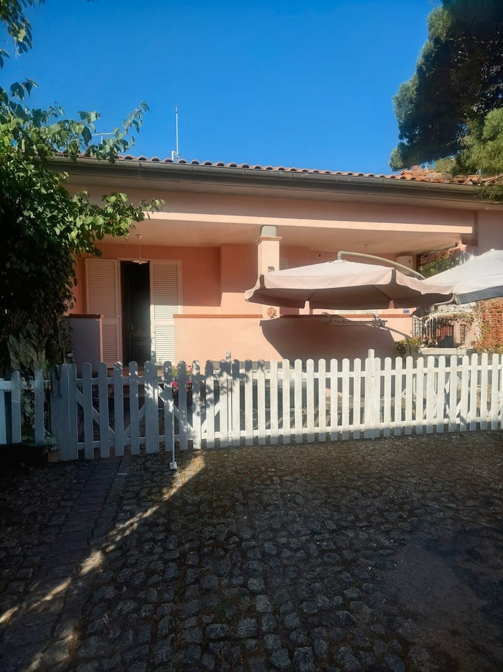 Villetta Su Due Livelli - Marina di Grosseto