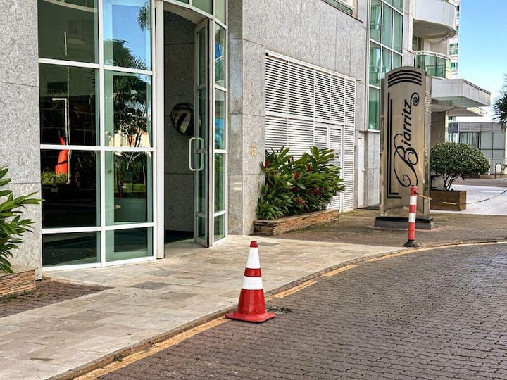 Suíte De 28m² No Hotel Biarritz - Brasilia