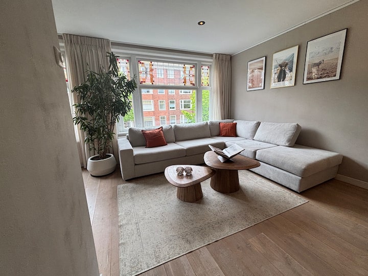 Bright And Spacious 2-floor Apartment - Amstelveen