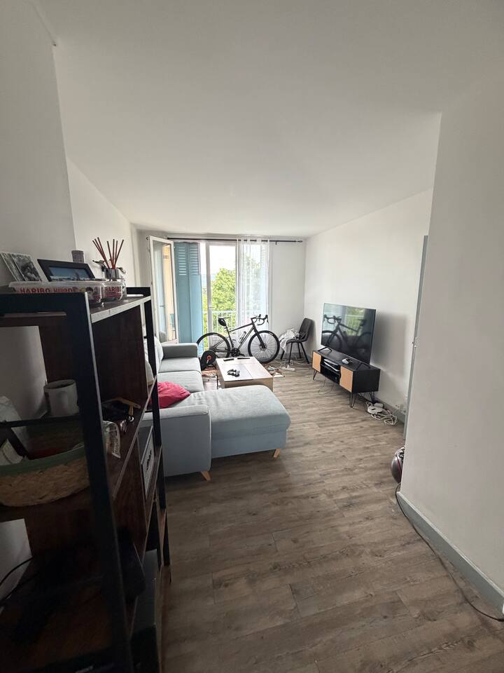 Appartement Pour Quatre Personnes. - Montélimar