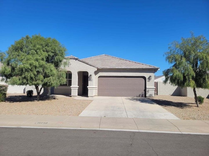 Tortosa Beauty, 
One Beautiful House In And Out. - Maricopa, AZ