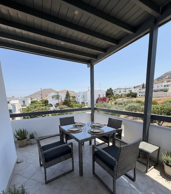 Pelo Paros - Paros