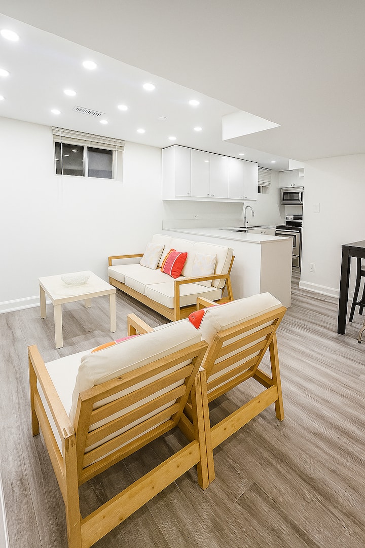 Cozy Lower Apartment - Markham