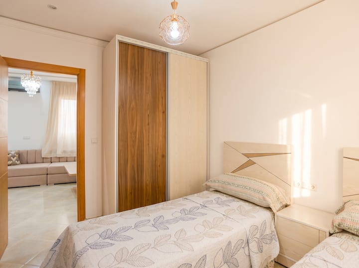 Apartamento Espacioso Con Wifi Fibra/clima - Tétouan
