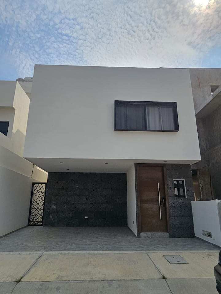 Casa Amplia | 4 Pantallas | 5 Baños | 2 Albercas - Mazatlán