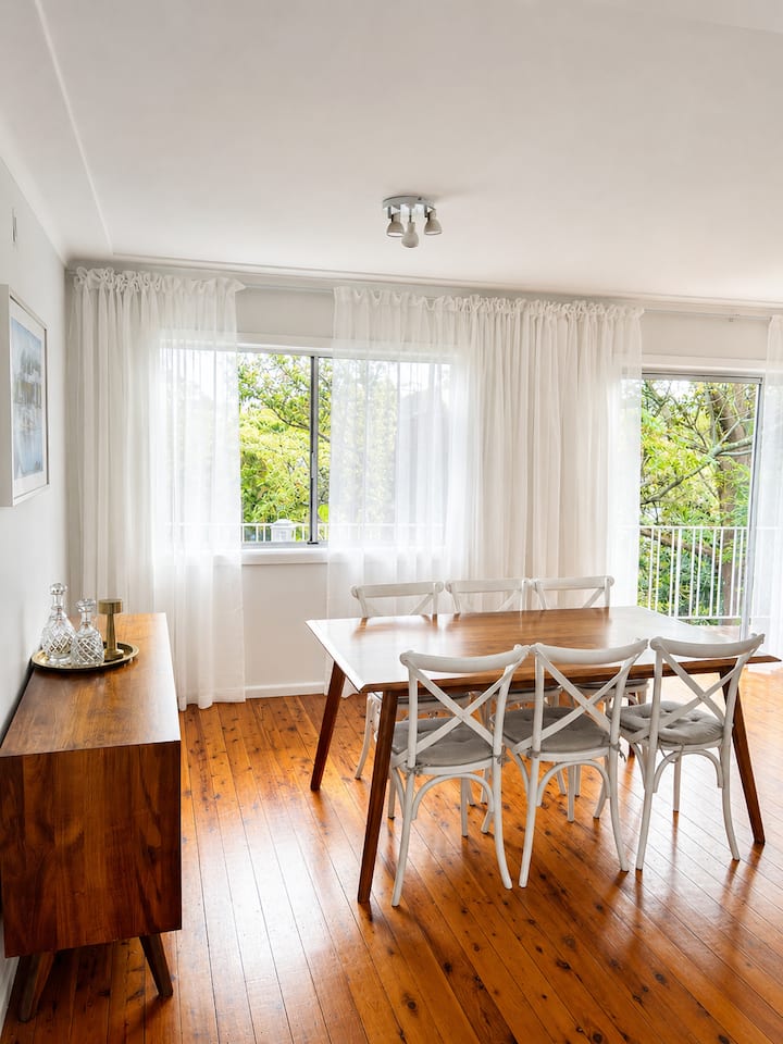 Sunny Duplex Walk To Beach And Village Shops! - Northern Beaches Council
