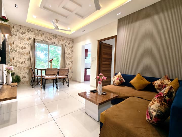 Aman | 202 | 1bhk | Gym | Balcony |Mahalaxmi Nagar - Indore