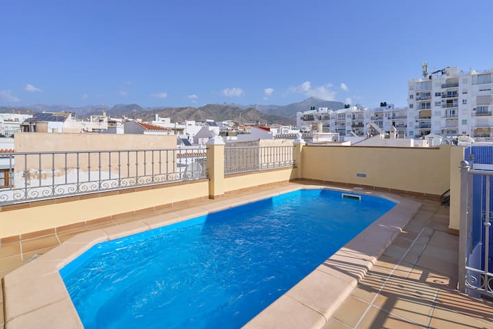 ÁTico Con Piscina En Nerja Centro - Nerja