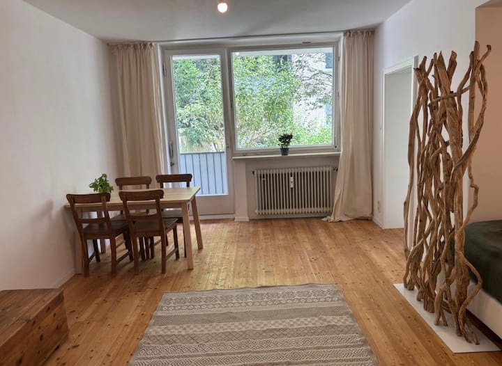 Charmante Wohnung Mit Balkon - Munich
