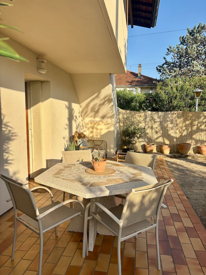 Appartement 2 Chambres Avec Piscine Au Calme - Montélimar