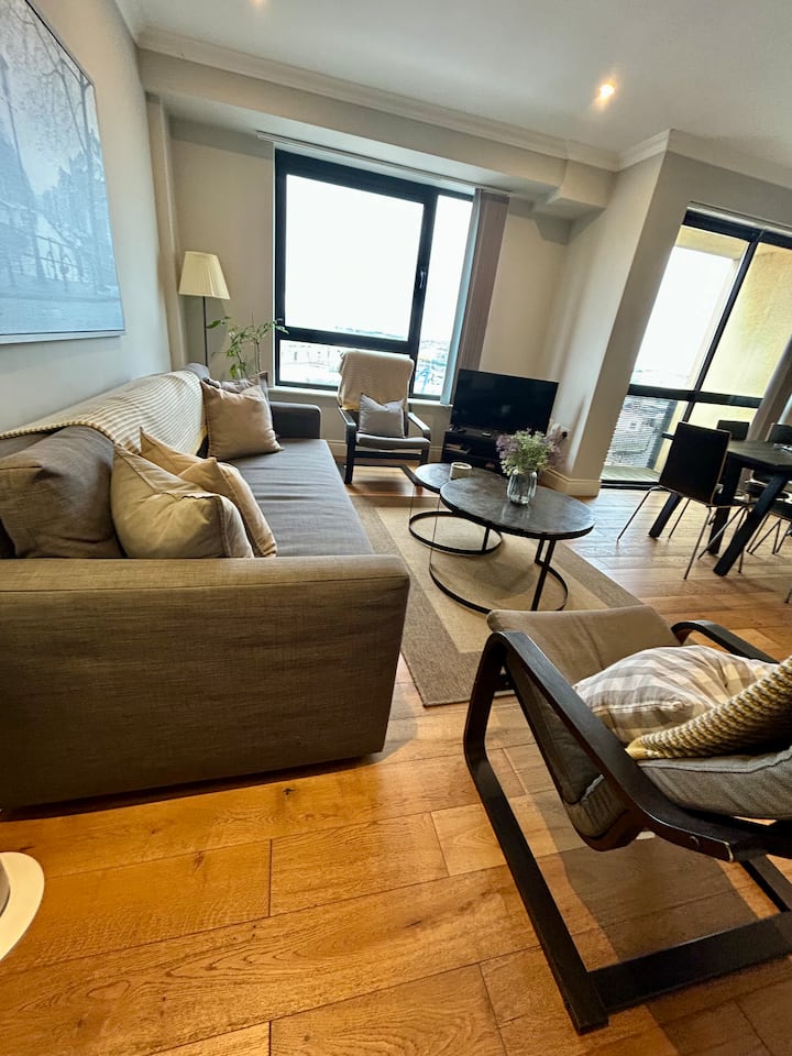 Galway Suites: Town Harbor - Galway