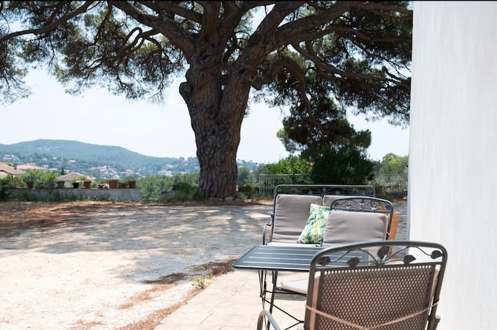 Chez Emile - Lécrin Du Pradet - T2 Avec Terrasse - Le Pradet