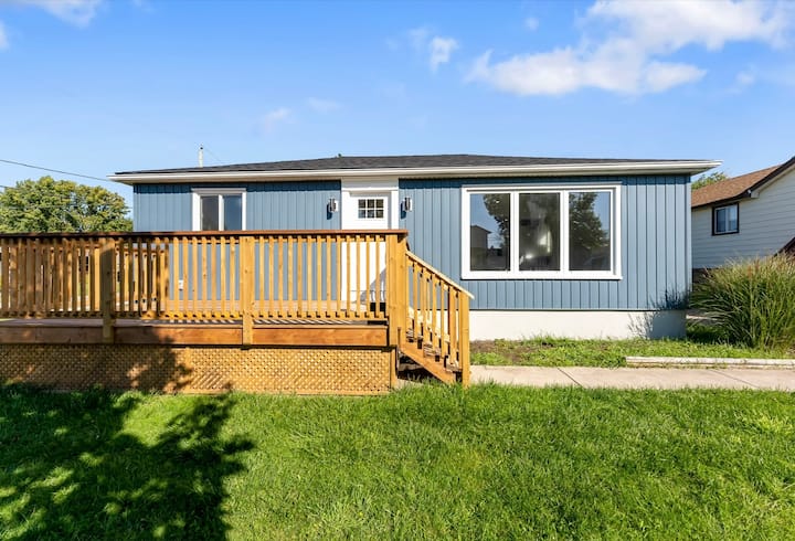 Stunning Niagara Falls Property - Niagara Falls