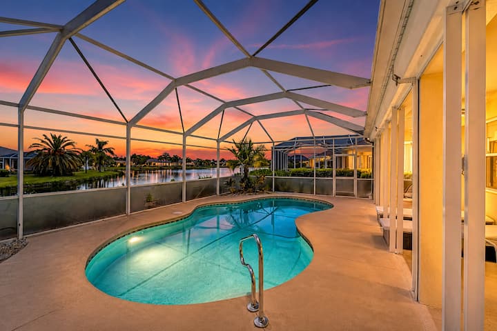 Luxe Fl 3br In Country Club, Pool, Golf, & More! - North Fort Myers, FL