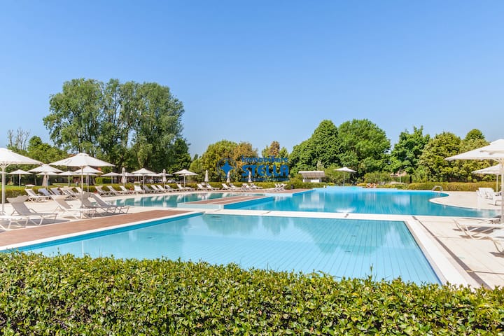 Golf Jesolo Village <Garden View> W/pool + Parking - 예솔로