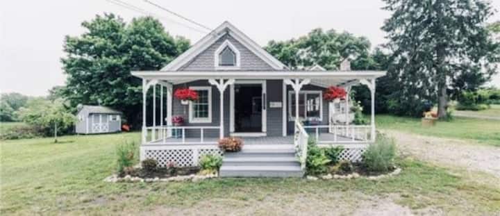 Beachy Chic~ - Charlestown, RI