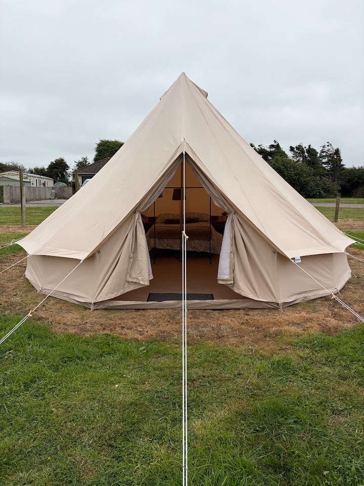 Deluxe 6 Metre Bell Tent - Saint Merryn