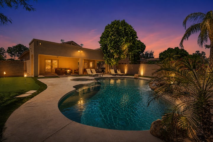 Fairway Oasis  Private Pool, Spa & Putting Green - Chandler, AZ