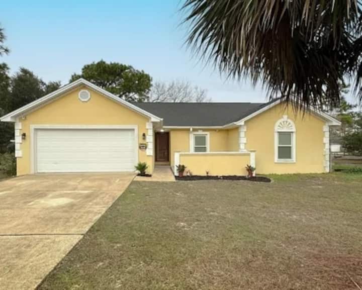 Beach Hideaway - Navarre, FL