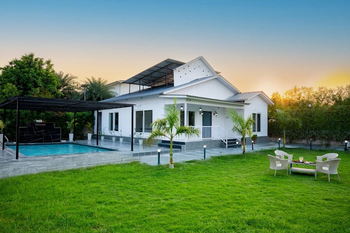 Luxe Heaven Farm - Faridabad