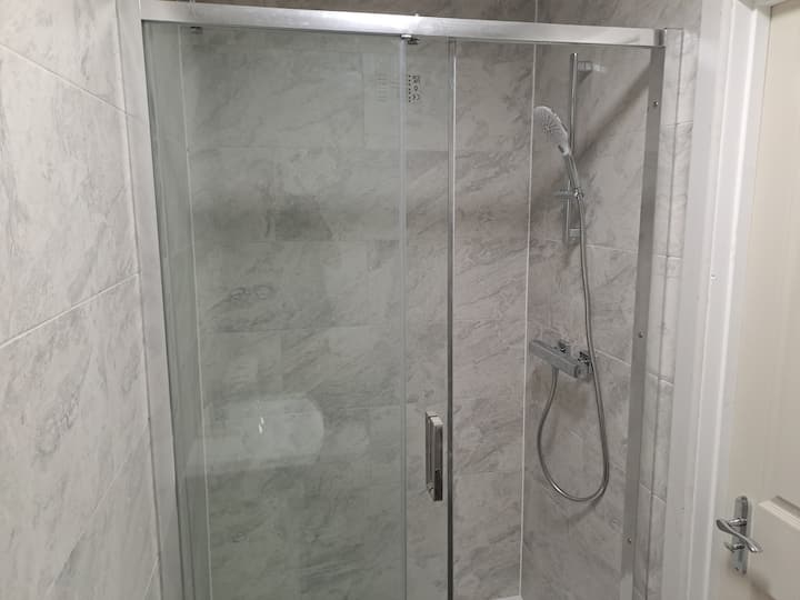 Deluxe Room - Milton Keynes
