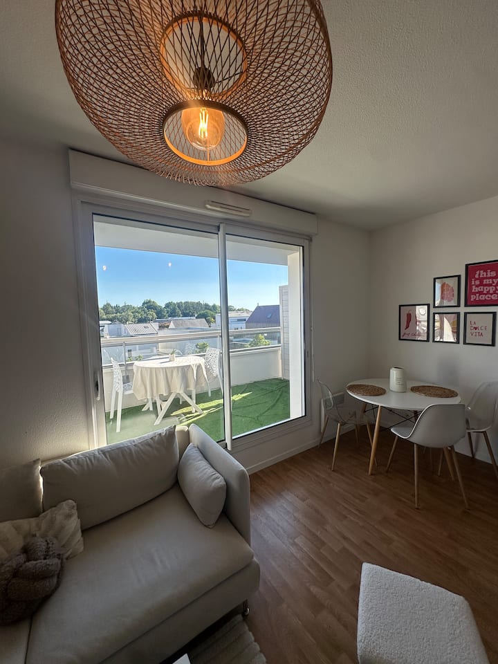 Appartement Cosy Et Lumineux Avec Terrasse - Séné