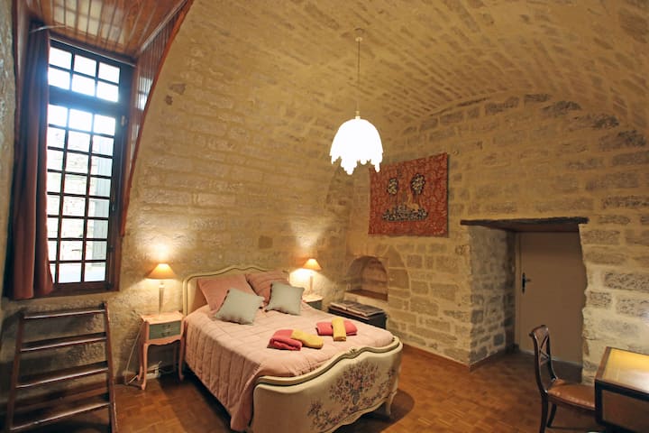 Le Logis Des Voûtes Proche Uzès - Aubussargues