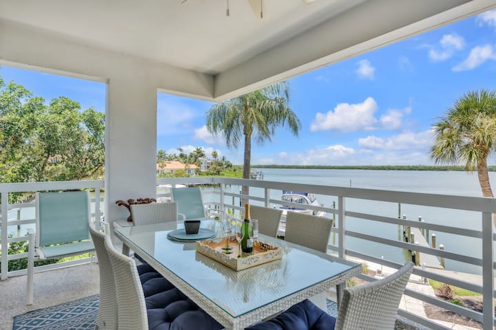 Waterfront Condo In Lbk With Stunning Bay Views! - Longboat Key, FL