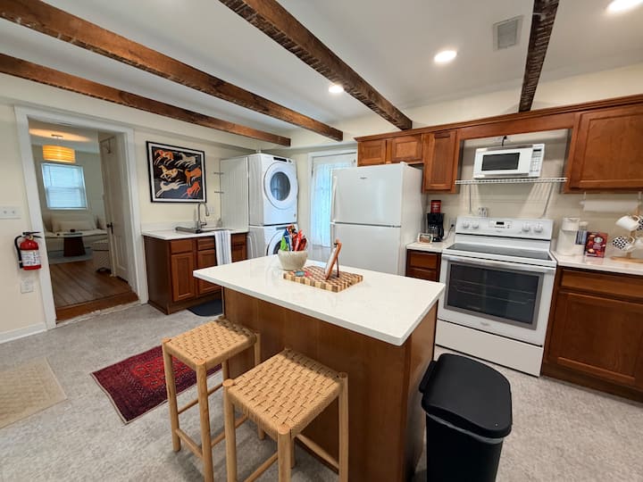 Charming Renovated Farm House - Iowa City, IA