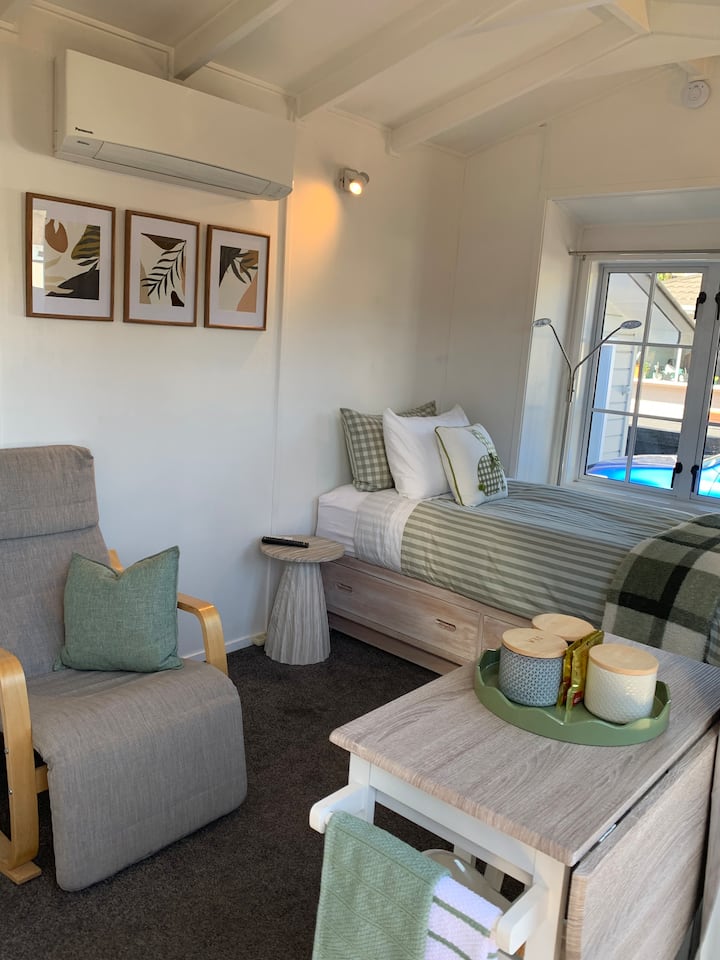 Stylish Studio Near Taradale Wineries - 內皮爾