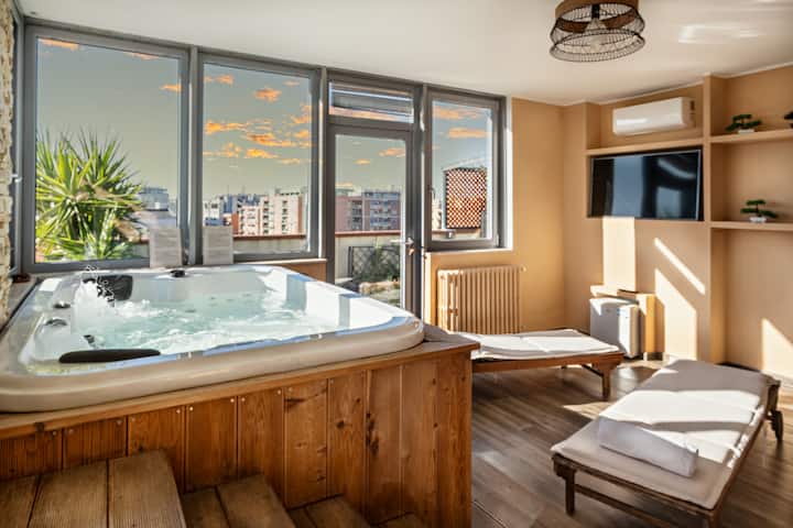 Prestige Penthouse With Private Jacuzzi - Brindisi