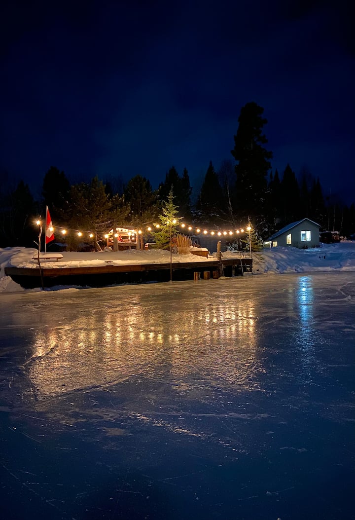 Cozy Winter Cottage On Lake Superior - Ontario