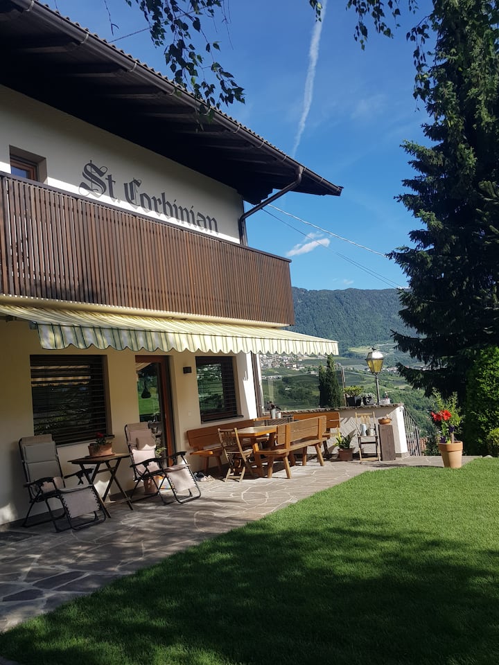 Sankt Corbinian Apartement 1 - Schenna
