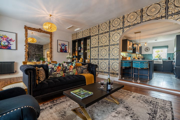 Boutique Loft Above The Chipping Steps, Tetbury - Tetbury