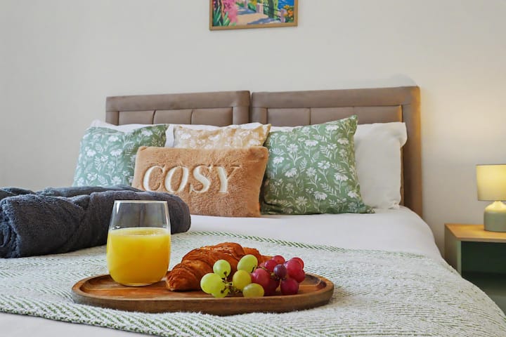 Insurance Stays | Brighton 3br | Sleeps 8 - Brighton