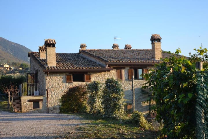 Villa Delle Rose Pinhaus Assisi In Collina - Assisi