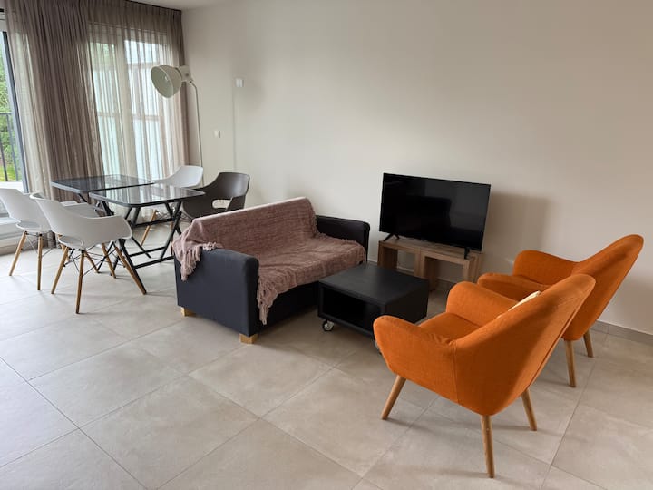 4p 2b Casa Riemst: Luxurious Entertainer's Dream - Maastricht