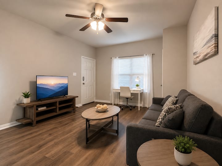 Bell Station Executive Cottage Groundlevel 1br - North Richland Hills, TX