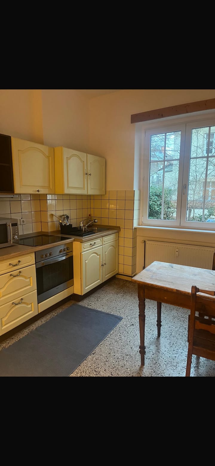 Zentrumsnahe 2zimmerwohnung Mit Altbaucharme - Lörrach