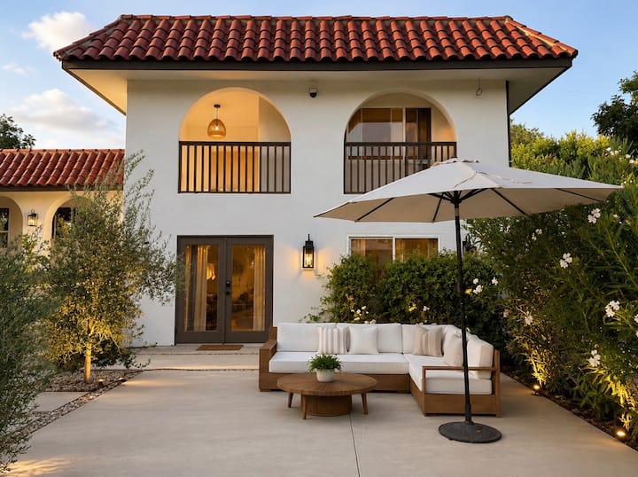 Lavender House + Guest Suite - Sleeps 11 - Ojai, CA