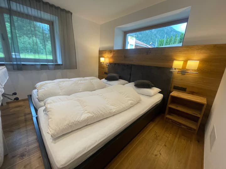Chalet Villa Anita The Garden - Toblach