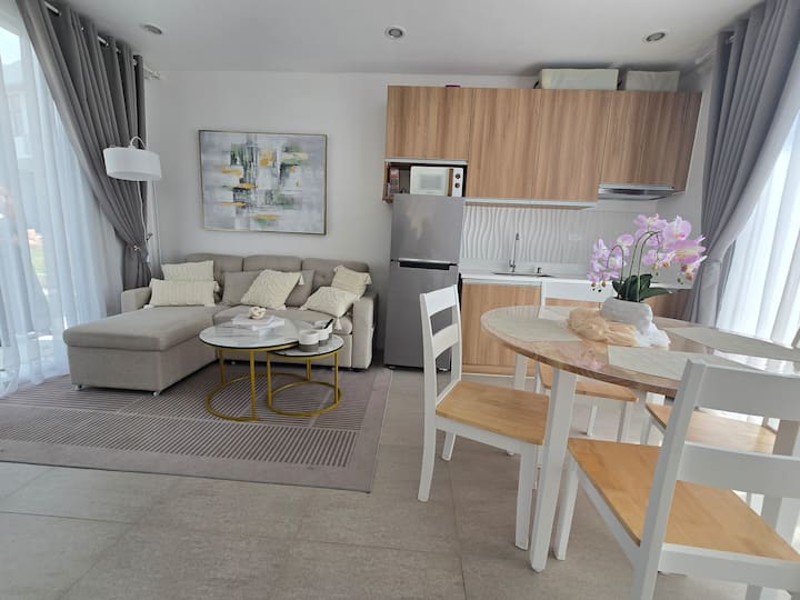 2br Near Tagaytay, Bbq Patio, Waterpark & Gym - Calaca