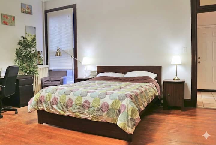 Your Sweet Studio Away From Home @ Charles Village - Baltimore, MD