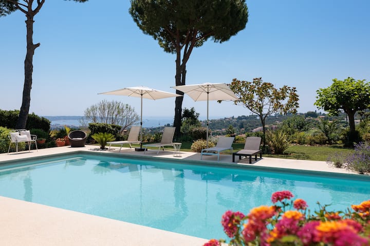 Mas De Charme En Pierre - Vue Mer & Piscine - French Riviera