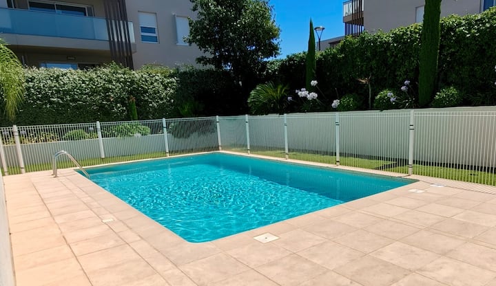 Appartement Refait à Neuf Avec Piscine Et Terrasse - Saint-Raphaël
