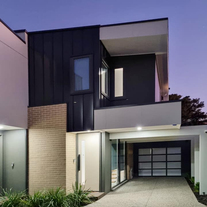 Luxury Williamstown Townhouse Near Beach & Museum - Williamstown