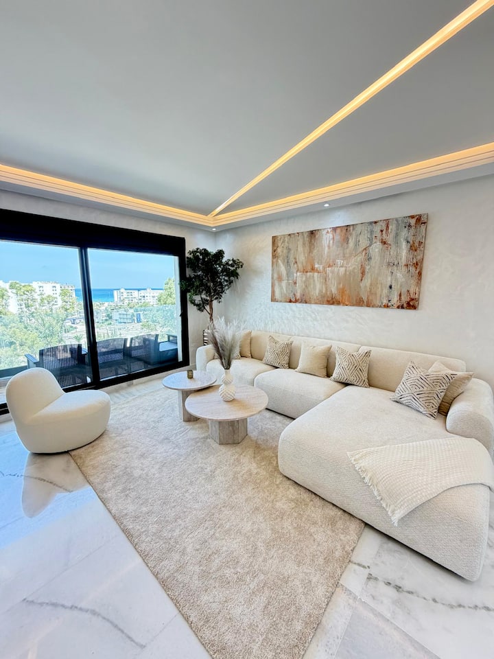 Luxury Apartment Malabata | Piscine & Vue Mer - Tangier, Morocco