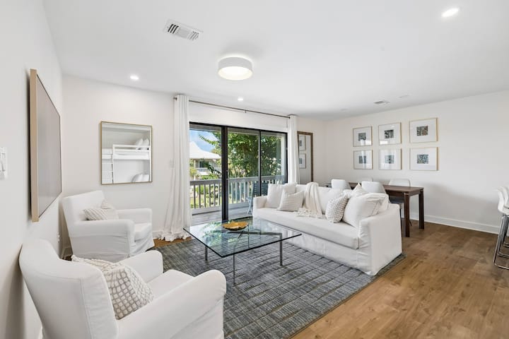 Central Seagrove Condo, 3-minute Walk To The Beach - Watercolor, FL